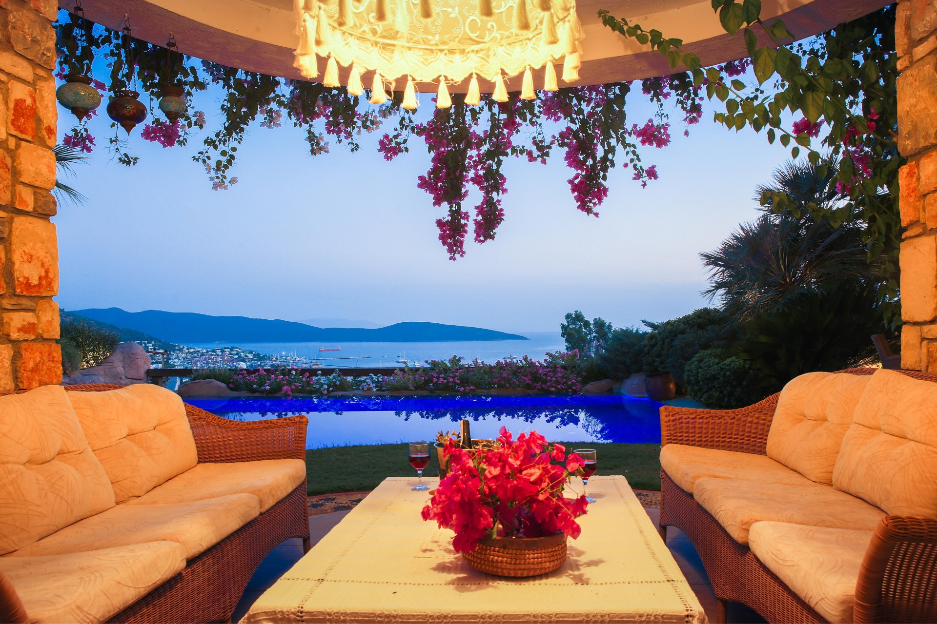 Bodrum, Merkez bölgesinde, Deniz Manzaralı, 3 odalı, Özel Havuzlu Villa ...